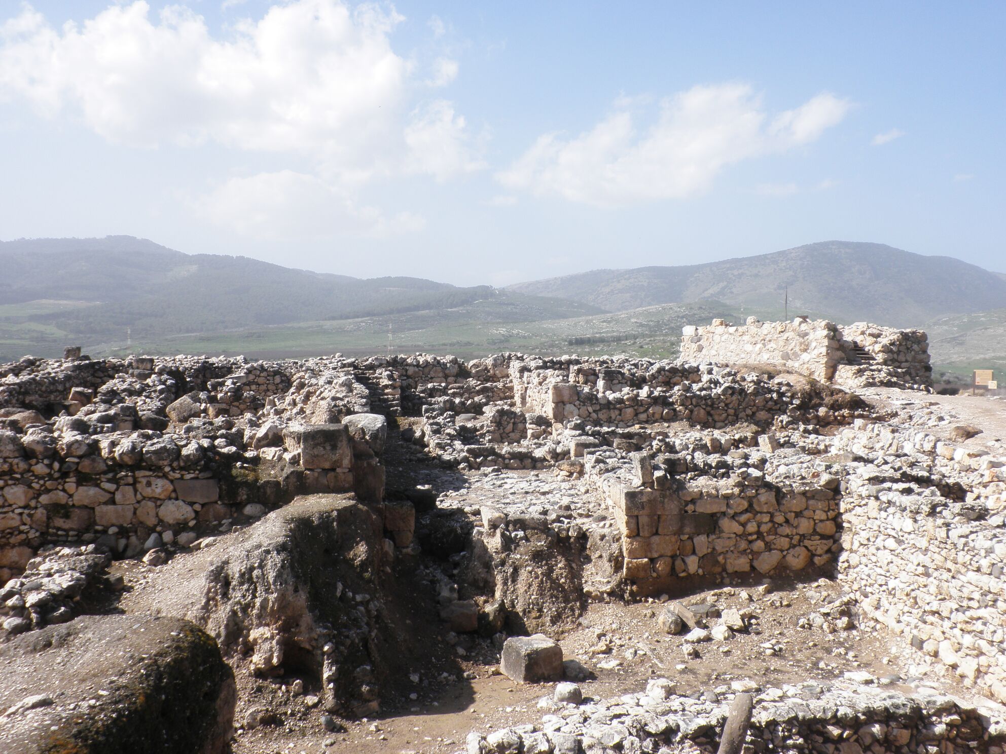 Uncovering the Bible’s Buried Cities: Hazor | ArmstrongInstitute.org